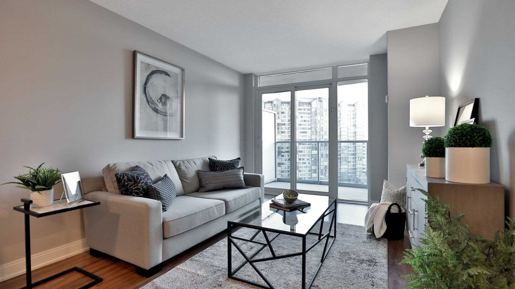 GRAND OVATION – Nest Suite Living | Furnished Short Term Rentals in Canada